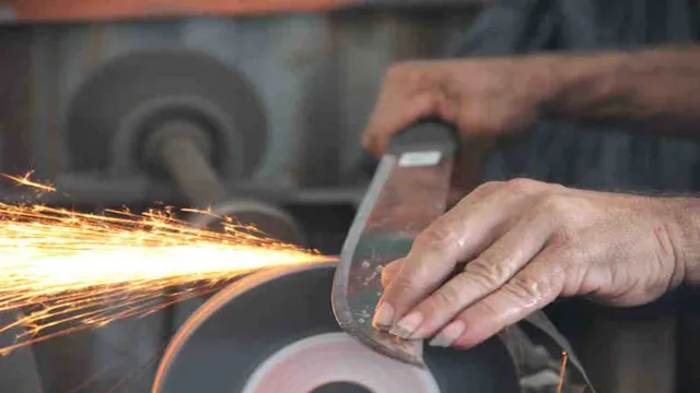 How To Sharpen A Machete With An Angle Grinder: The Ultimate Guide ...